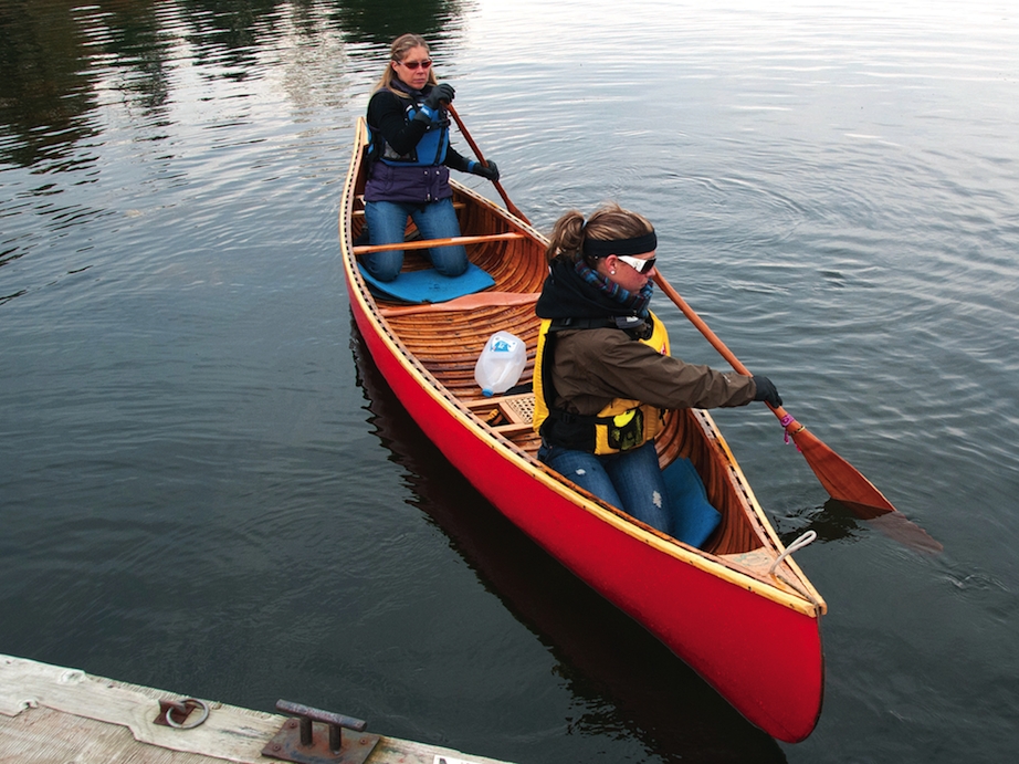 Smooth Dock Landing Canoe Technique - Paddling Magazine