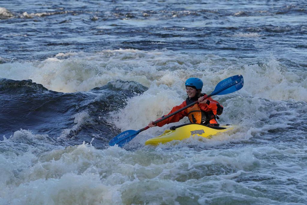 How To Ferry Your Kayak In Current - Paddling Magazine