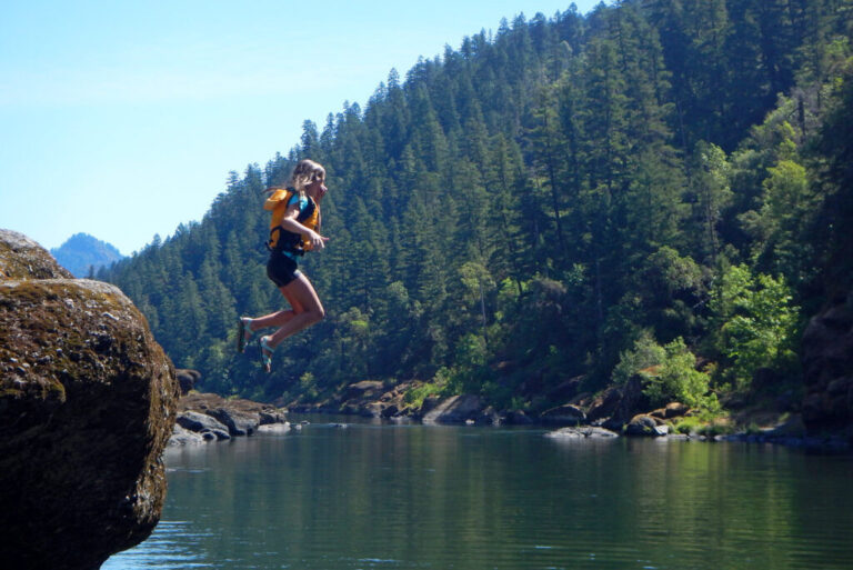 How To Score A Rogue River Permit And Plan The Ultimate Trip - Paddling ...