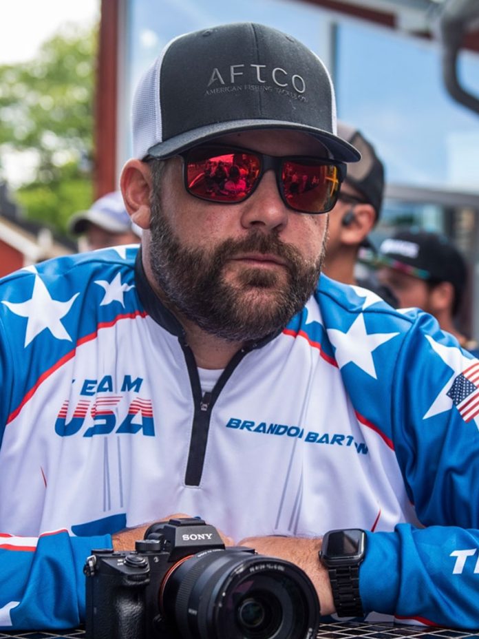 4 Pedal Kayak Pros Debate Fin Versus Propeller | Kayak Angler